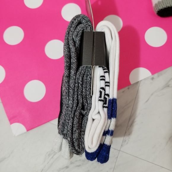 PINK Victoria's Secret | Accessories | Nwt Pink Vs 5 Pc Winter Set ...